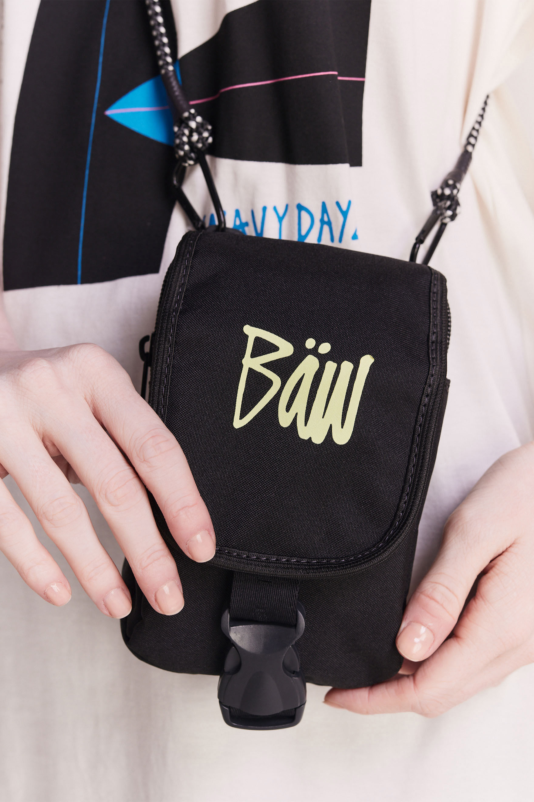 Phone Carrier Wavy Dayz